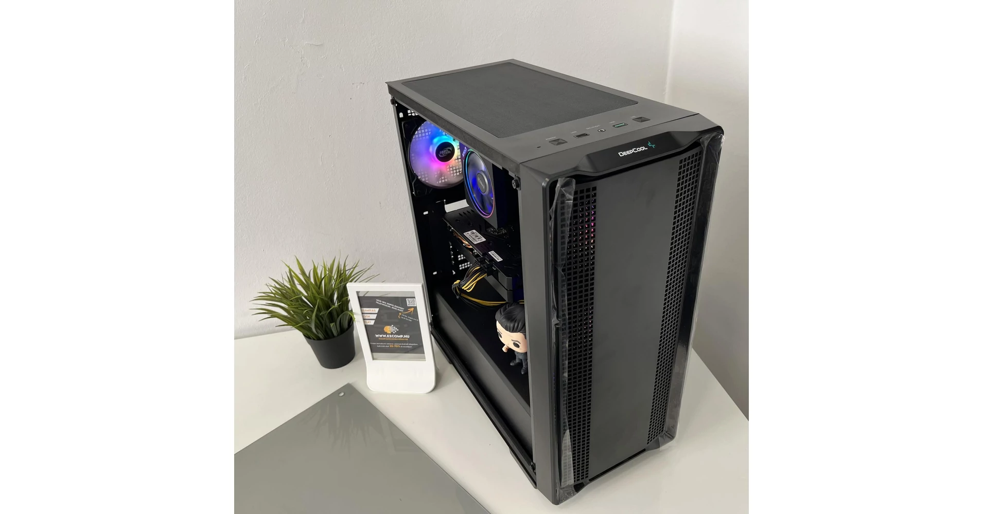 EZCOMP Ryzen 9 Gaming PC - GIGABYTE B550, AMD Ryzen 9 3900X, 32GB DDR4 ...